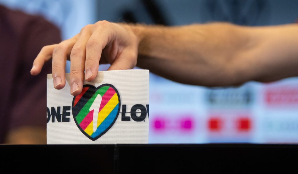 „one Love“ Binde Bei Der Frauen Wm Das Sagt Fifa Boss Infantino Mopo