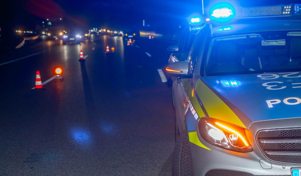 Im Norden Mädchen Stirbt Bei Unfall Auf A7 Mopo