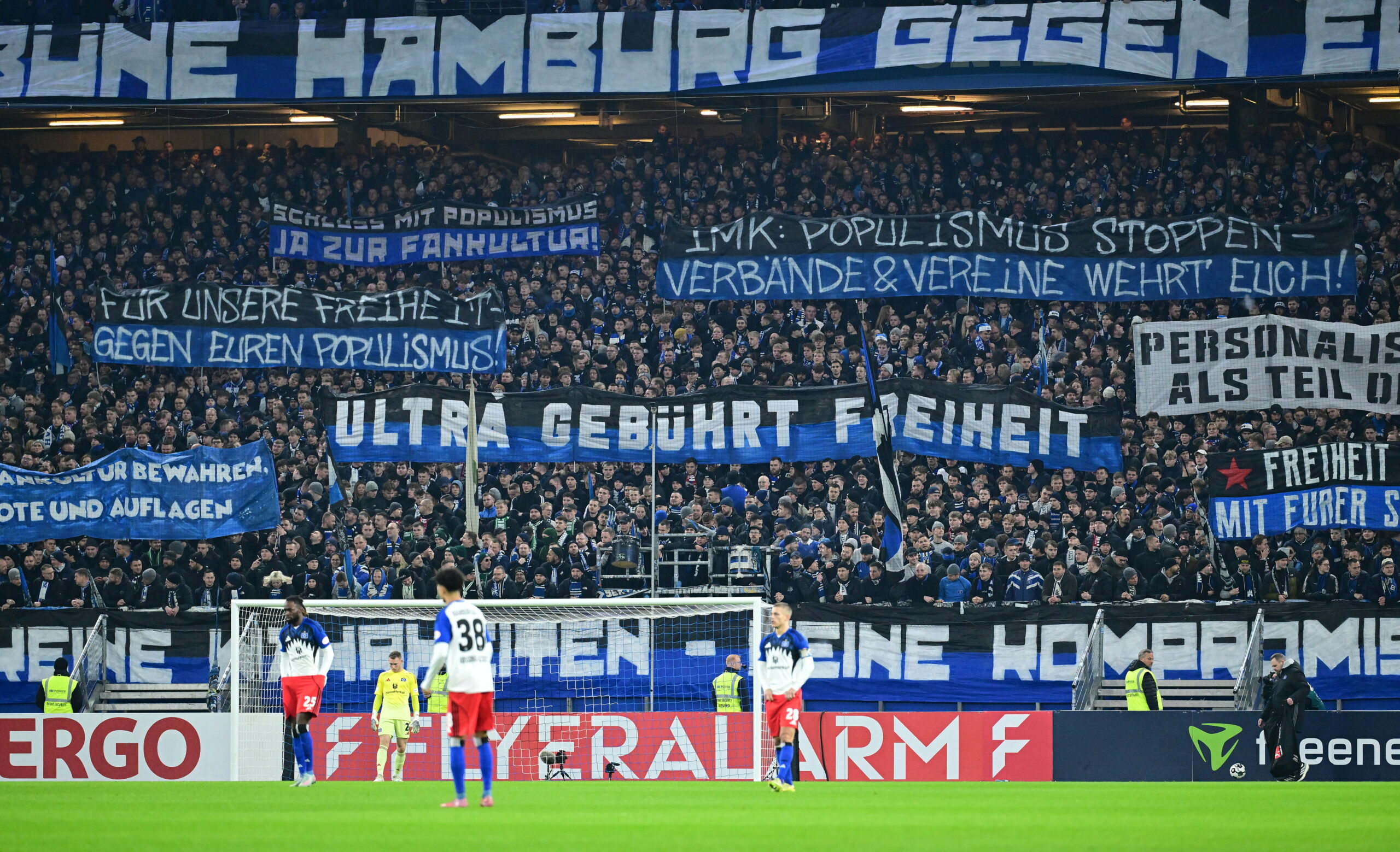 Politiker knicken ein: Fan-Proteste zeigen Wirkung | MOPO