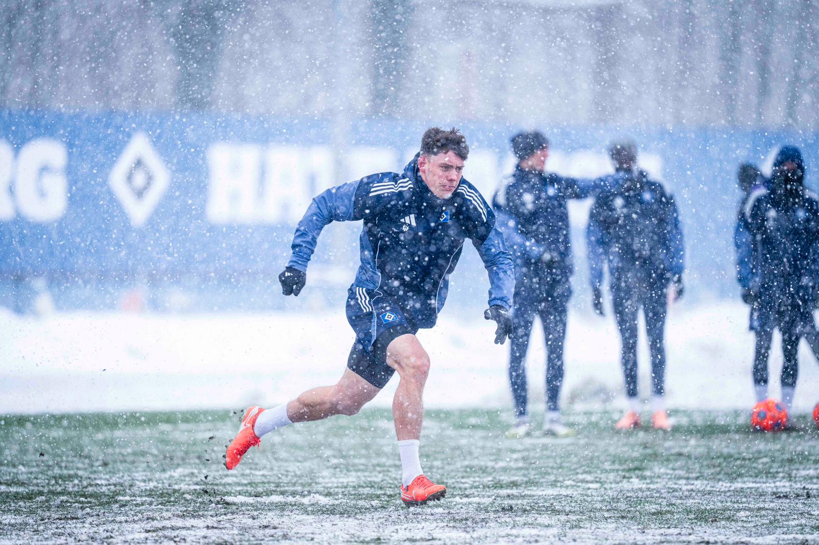 HSV trotzt dem Schnee – und trifft Offensiv-Entscheidung.MOPO