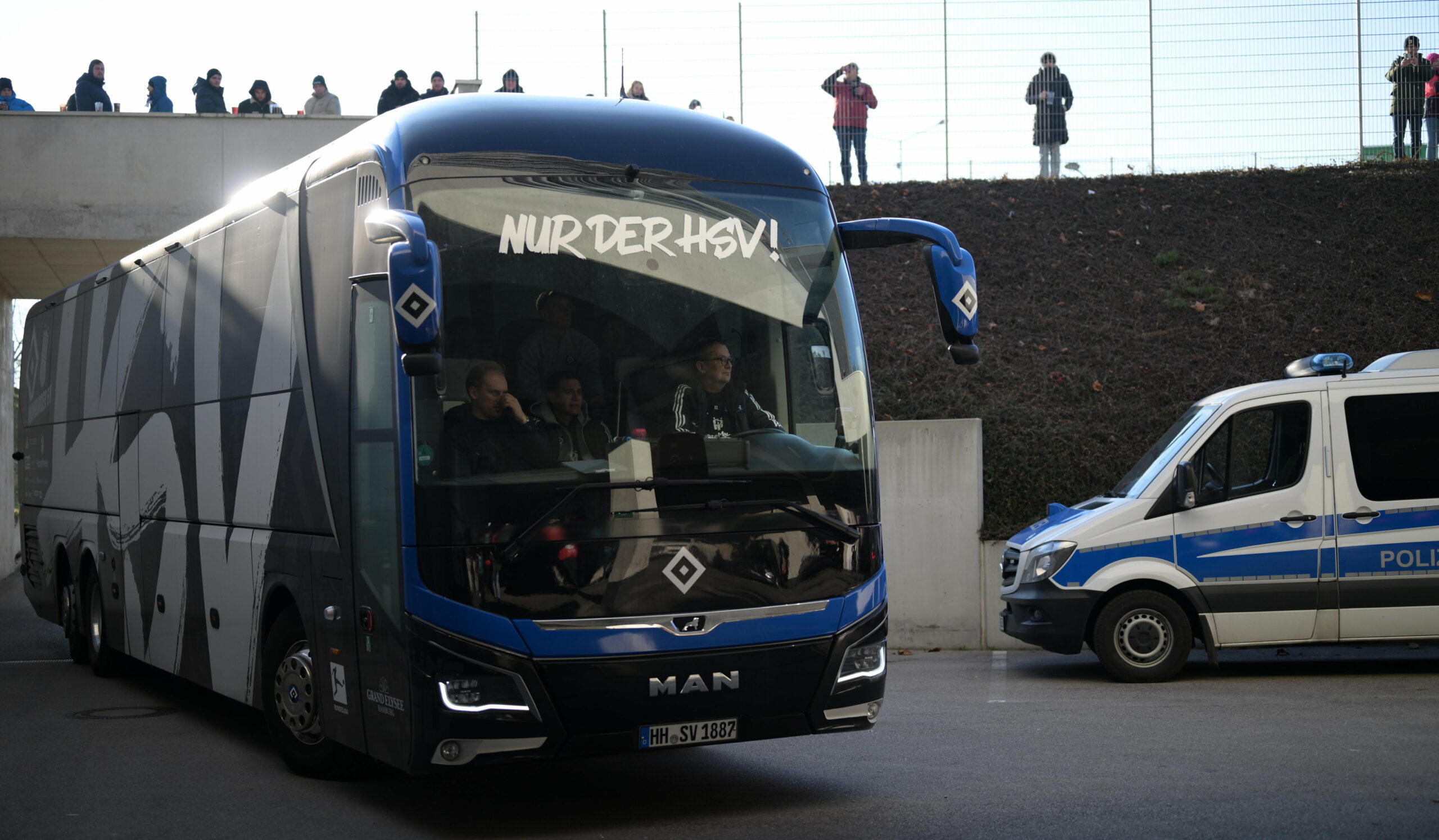 Wie kommt der HSV nach Freiburg? Das sind die Notfallpläne | MOPO