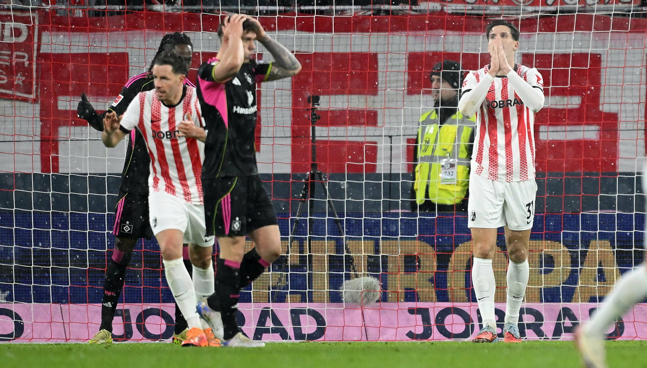 MOPO-Noten: Zwei HSV-Profis gefallen bei Pleite in Freiburg | MOPO