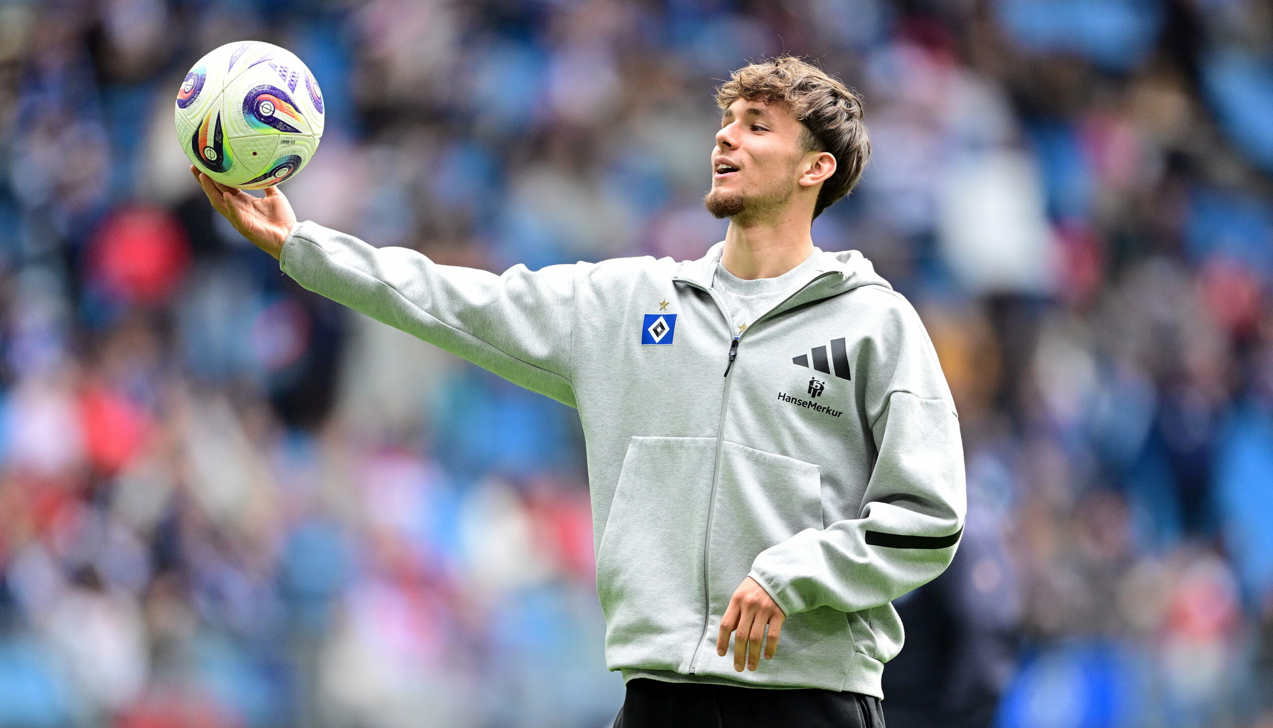 Auf HSV-Stürmer Otto Stange wartet ein stressiger Sommer | MOPO